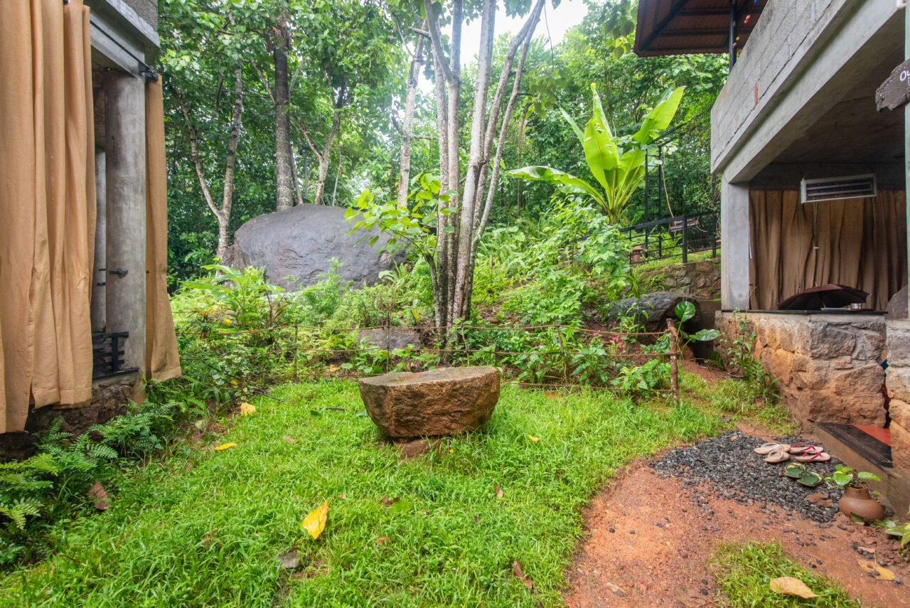 Matha Eighteenth Stone - Best Ayurvedic Eye Treatment in Kerala