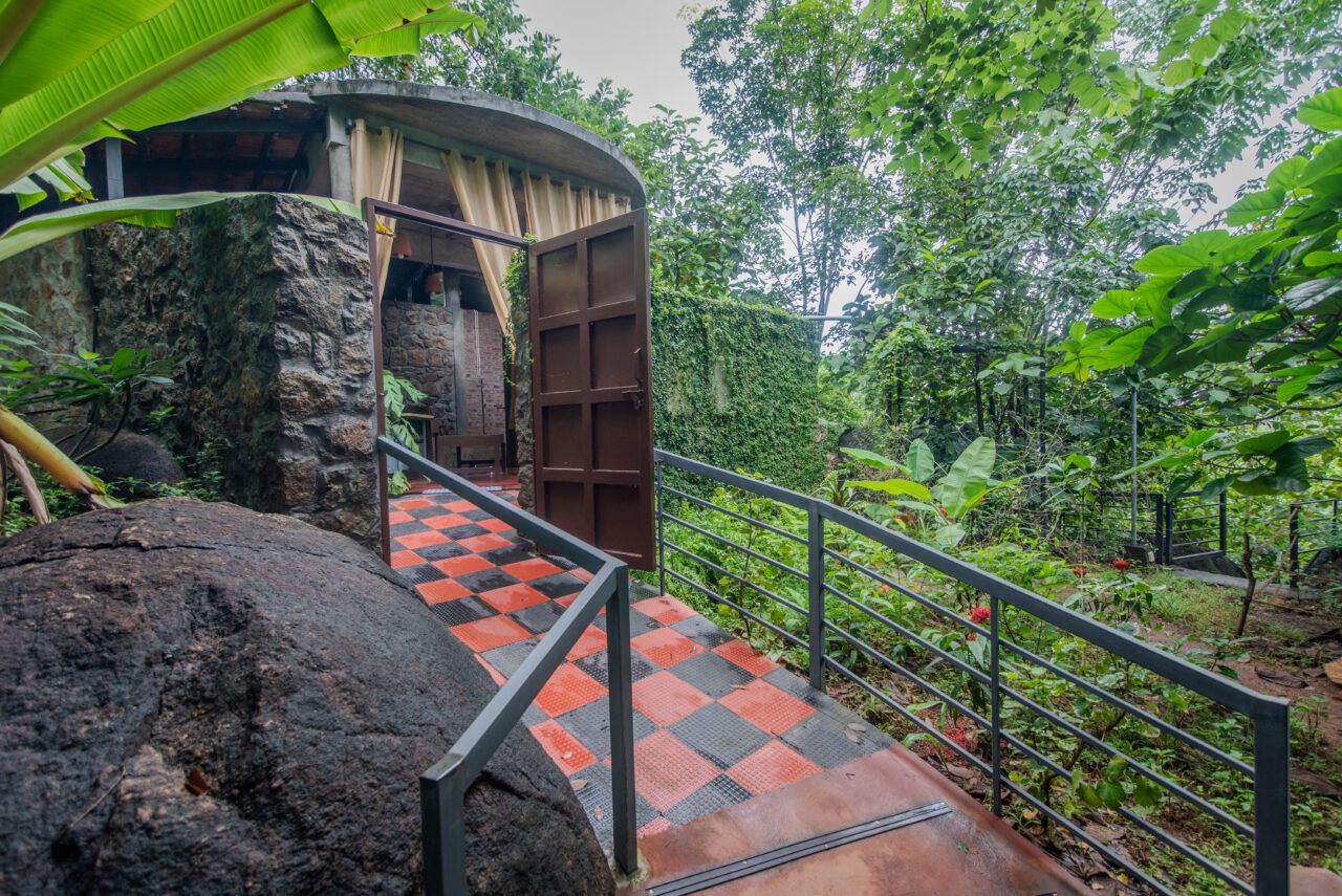 Matha Eighteenth Stone - Best Ayurvedic Eye Treatment in Kerala